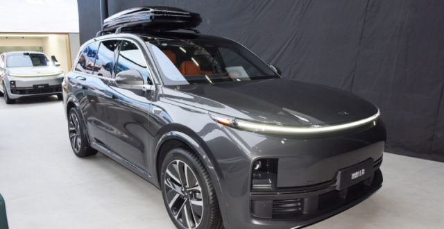 理想L8新OTA，低电量不再一条虫，代价是油耗破10L？_腾讯新闻