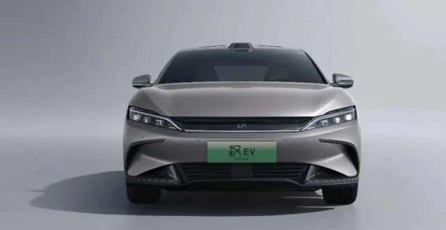 搭载DM5.0技术，云辇-C和后五连杆悬架 2025款比亚迪汉上市_腾讯新闻