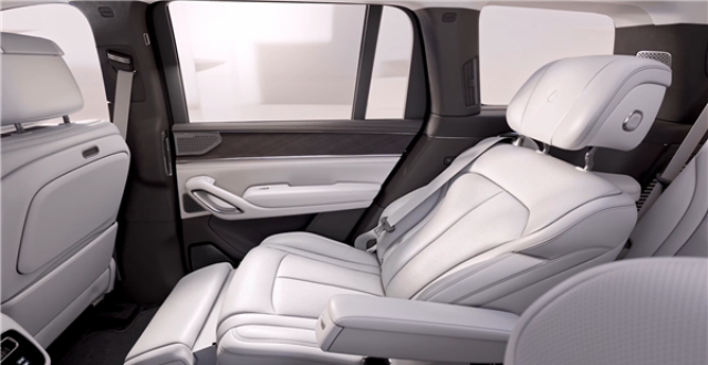 预售45万起 腾势全尺寸SUV N9上市定档：直面竞争问界M9_腾讯新闻