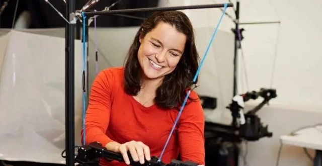 Pi创始人斯坦福Chelsea Finn专访：工程师家庭出发，和10年战友Sergey走过机器人训练漫漫长夜_腾讯新闻