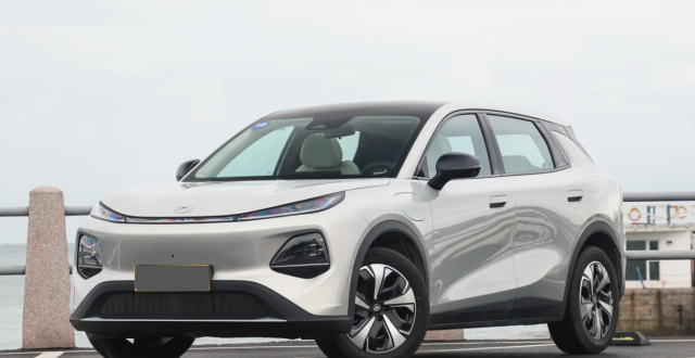 冲着年轻人来的！长安启源全新Q05计划11月上市，定位精品纯电SUV_腾讯新闻