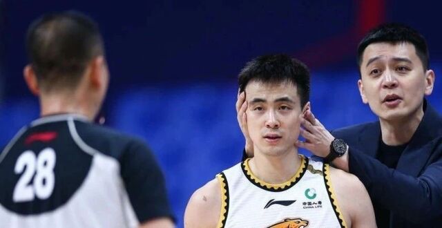 CCTV5直播CBA总决赛G2辽篮VS浙江，郭艾伦伤停，赵继伟继续爆发？_腾讯新闻