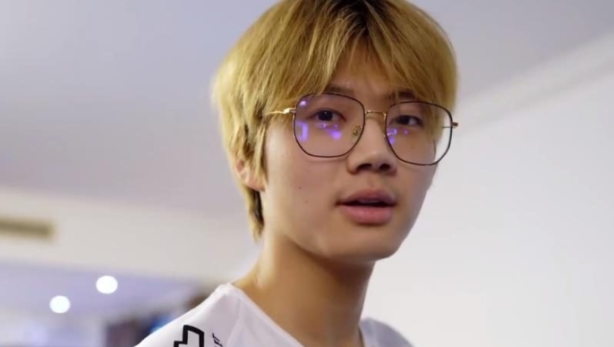 HLE3-1淘汰T1，晋级LCK决赛和S14世界赛！小花生压制Oner_腾讯新闻