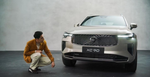 中产家庭买SUV，沃尔沃全新XC90 PK宝马X5，谁是更优解？_腾讯新闻