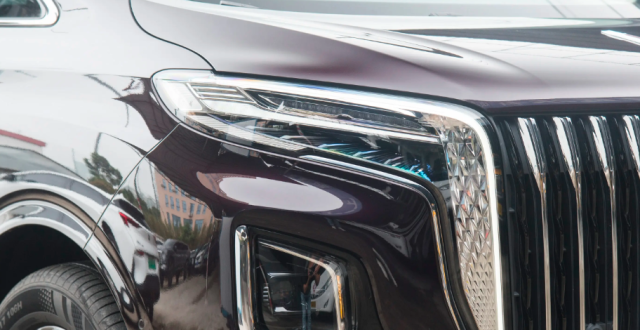 预售36万起红旗HQ9 PHEV实拍解析与燃油版有哪些差异？_腾讯新闻