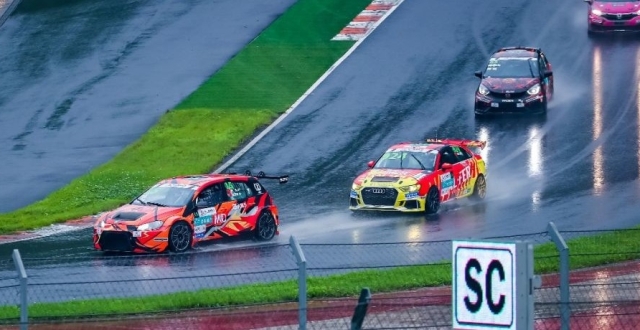 双冠带回 OUR Racing完成CTCC运动杯绍兴站竞逐_腾讯新闻