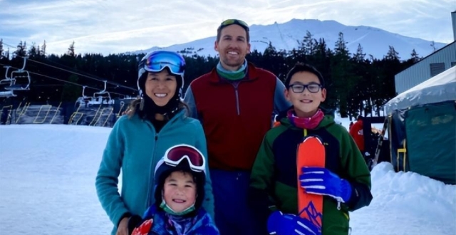 我湖南人，嫁小四岁美国男生两混血宝，为孩子学中文回国插班就读_腾讯新闻