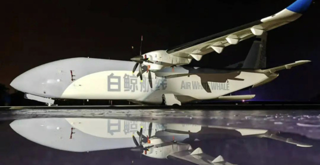 全球最大无人货运飞机！中国W5000无人机总装下线 配装两台AEP100发动机_腾讯新闻