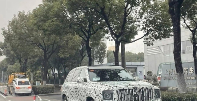 国产“库里南”来了！坦克800路试谍照曝光，搭载3.0T V6+9HAT_腾讯新闻