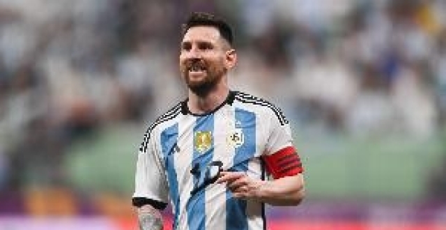 迈阿密国际球迷：得知梅西要来的时候我在上班，当场就哭了_腾讯新闻