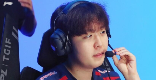 S13世界赛JDG冠军稳了，kanavi状态爆表，韩服战绩让对手胆寒_腾讯新闻