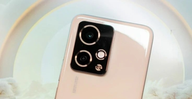 骁龙8Gen2+3840Hz低至2599元，荣耀90 GT怎么样？升级了什么？_腾讯新闻