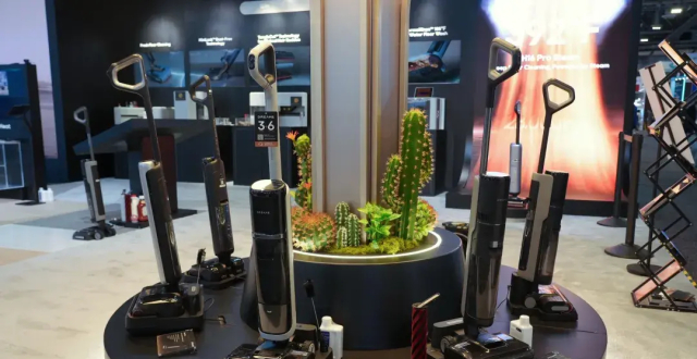 CES 2026，追觅洗地机上演「水与火之歌」_腾讯新闻