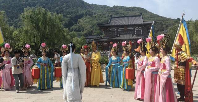 第三届贵妃荔枝文化节在华清宫开启_腾讯新闻