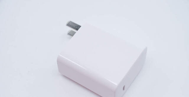 小尺寸封装，节约内部空间，慧能泰HUSB365助力古石65W氮化镓充电器实现小型化_腾讯新闻