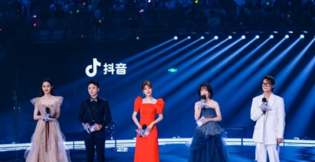 跨年最忙Rapper！音乐人早安登央视、北京卫视、四川卫视三大晚会_腾讯新闻