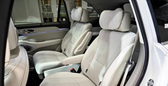 魏牌新款蓝山正式上市 长城首款NOA智能六座旗舰SUV/售29.98万起_腾讯新闻