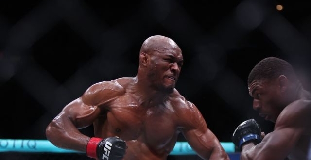 MMA霸主乌斯曼再战UFC，强势碾压超猛黑人！_腾讯新闻