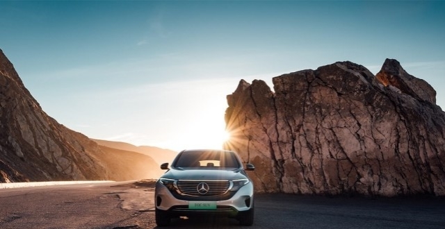 买奔驰电动车被销售嘲笑？EQC去年只卖了3172辆？_腾讯新闻