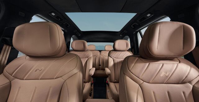 蔚来乐道L90预售价27.99万元起“一步到位”，近5.2米“大三排”空间、标配端到端AEB、240升电动前备舱_腾讯新闻