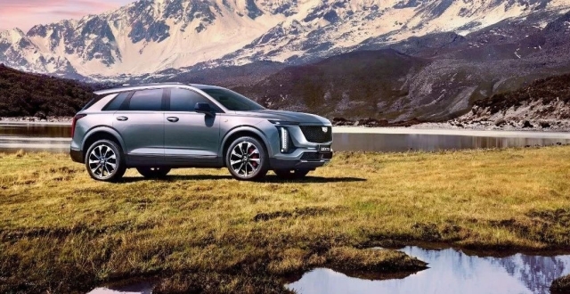 26.59万元起售的凯迪拉克XT5，能否吹响豪华燃油SUV反攻的号角？_腾讯新闻