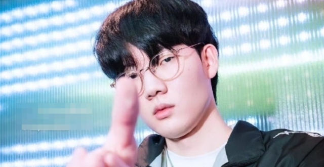 Viper接受采访，说出当年离开LPL的原因，直言留下会有比现在更好的待遇_腾讯新闻