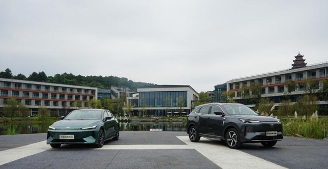 外观造型依旧在线，静态体验长安启源A06/Q05_腾讯新闻