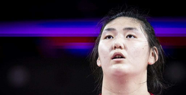 大胜日本U18女篮，张子宇44+14，开场让人忍俊不禁，事实证明没差_腾讯新闻