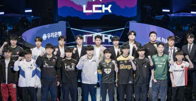 LCK媒体日：T1监督Bengi挺DK，GEN小花生谈亚运会_腾讯新闻