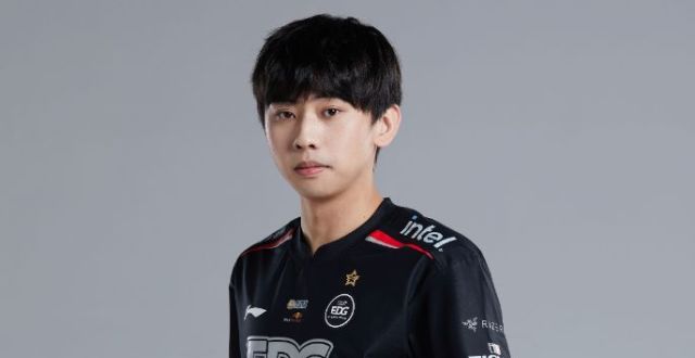 LPL春季赛2月12日首发名单，Bin上路对决Ale_腾讯新闻