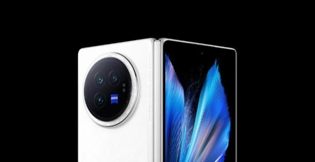 消息称蓝厂大折叠手机vivo X Fold 4 Pro延期至Q3发布_腾讯新闻