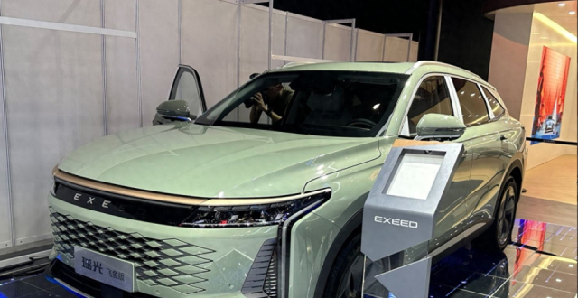 奇瑞携四车反击友商：旗下最大SUV首发攻克理想L7！8AT版瑶光来了_腾讯新闻