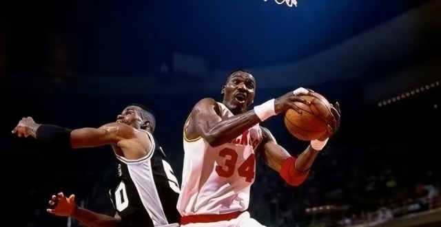 NBA史上10个最伟大的FMVP：11年诺天王仅第七，16年詹姆斯第二_腾讯新闻