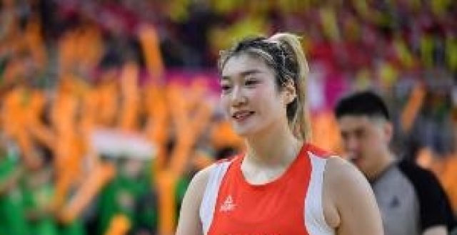 助队卫冕实至名归！李梦总决赛场均16+3+4 获得FMVP_腾讯新闻