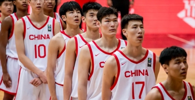 U18亚洲杯：中国U18男篮36分大胜哈萨克斯坦 张博源22分_腾讯新闻