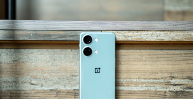 一加 Ace 2V评测：2K价位段“真香”的性能赢家_腾讯新闻