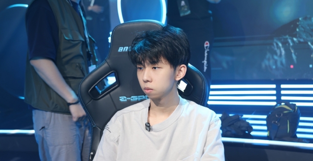 绝地求生PCL：PeRo首轮小组赛第一，4AM惨遭一穿三，NH下班局成功吃鸡_腾讯新闻