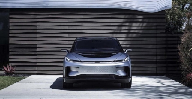 “自爆”交付量！FF91被全部召回，一共就11辆，还包括贾跃亭那辆_腾讯新闻