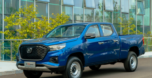 中国造了一辆猛禽！更大更豪华，2.0T+8AT，已上市仅10万_腾讯新闻