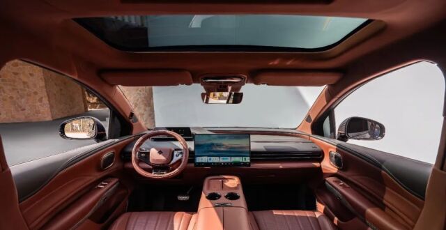 理想 L8和问界 M8的竞争对手来了 广汽昊铂HL 27.98万元开启预售_腾讯新闻