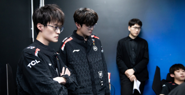 EDG败给LNG，官博炸了！粉丝吐槽：BP烂！中路换Doinb_腾讯新闻