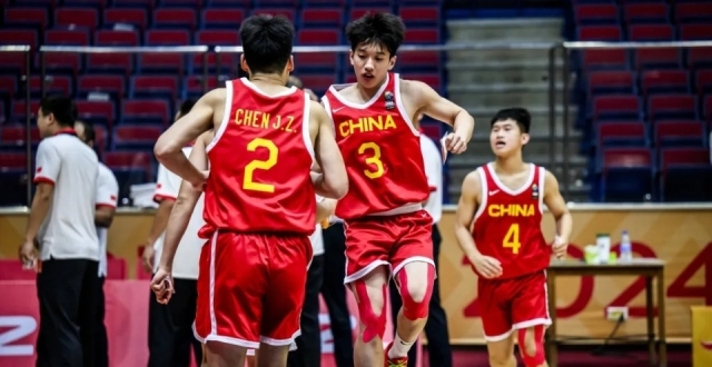 U18亚洲杯：中国U18男篮56分狂胜卡塔尔 全队12人全得分_腾讯新闻