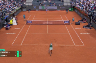 WTA1000罗马站1/16决赛：萨巴伦卡vs肯宁丨追回一局！肯宁正拍放小球压线命中回破一局_腾讯新闻