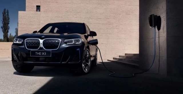 BBA的胜利！宝马ix3证明了自己不是新能源“杂牌车”？_腾讯新闻