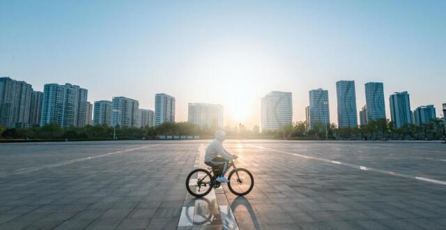 Tier-Dott为巴黎奥运投入15000辆共享电助力自行车_腾讯新闻