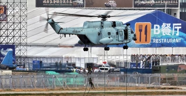 中国航展 | 直-20J直-8C搭载陆战队员空中突击_腾讯新闻