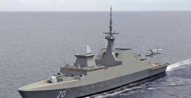 参照可畏与阿基坦，054AE护卫舰，应具备升级054B同款旋转盾的潜力_腾讯新闻