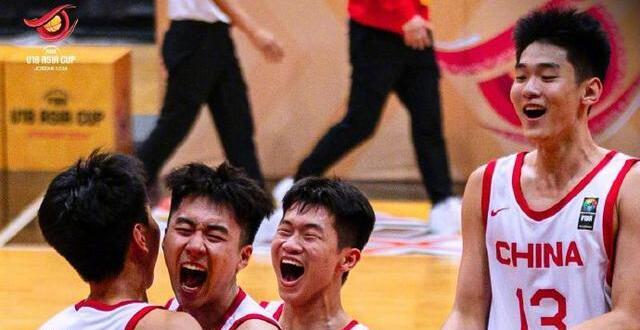 中国U18男篮46分大胜印度晋级四强，获得世界杯资格_腾讯新闻