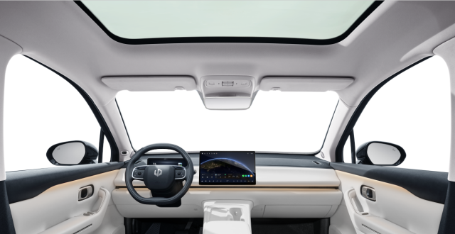 标配8295芯片、搭载800V快充，零跑C16北京车展预售发布_腾讯新闻