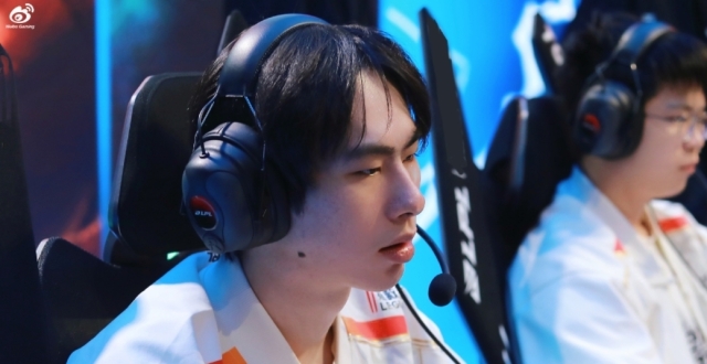 真不如TheShy？WBG拿到新赛季首胜，Zdz表现平平无奇_腾讯新闻